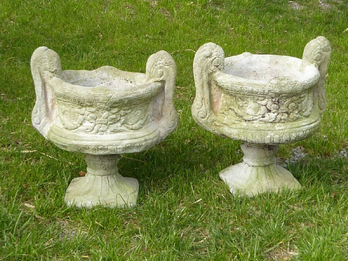 Current Stock Examples :: Redruth Garden Pots